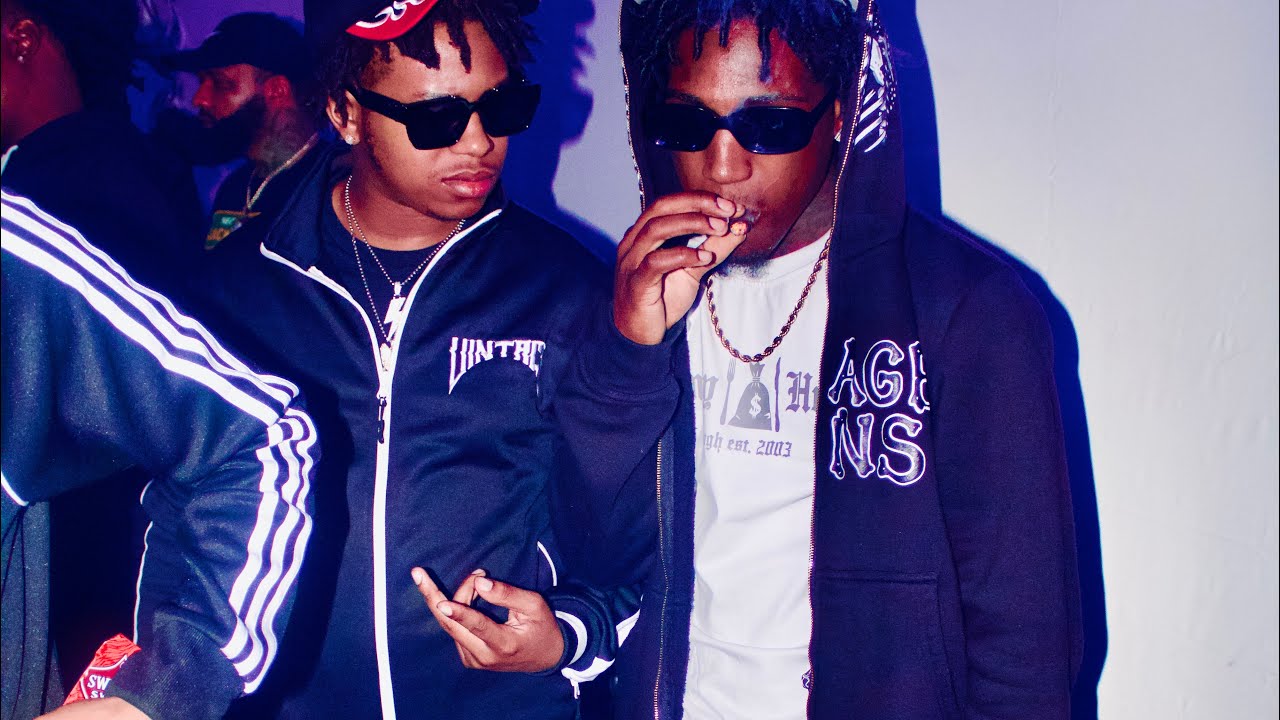 5/19 The Slappers performance. - YouTube