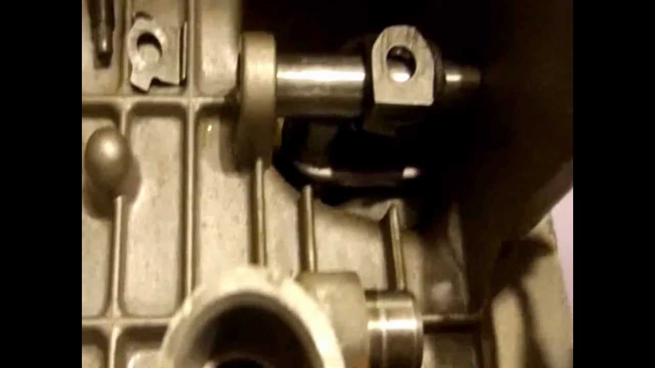 The new GL1000 engine build Part 7.wmv - YouTube