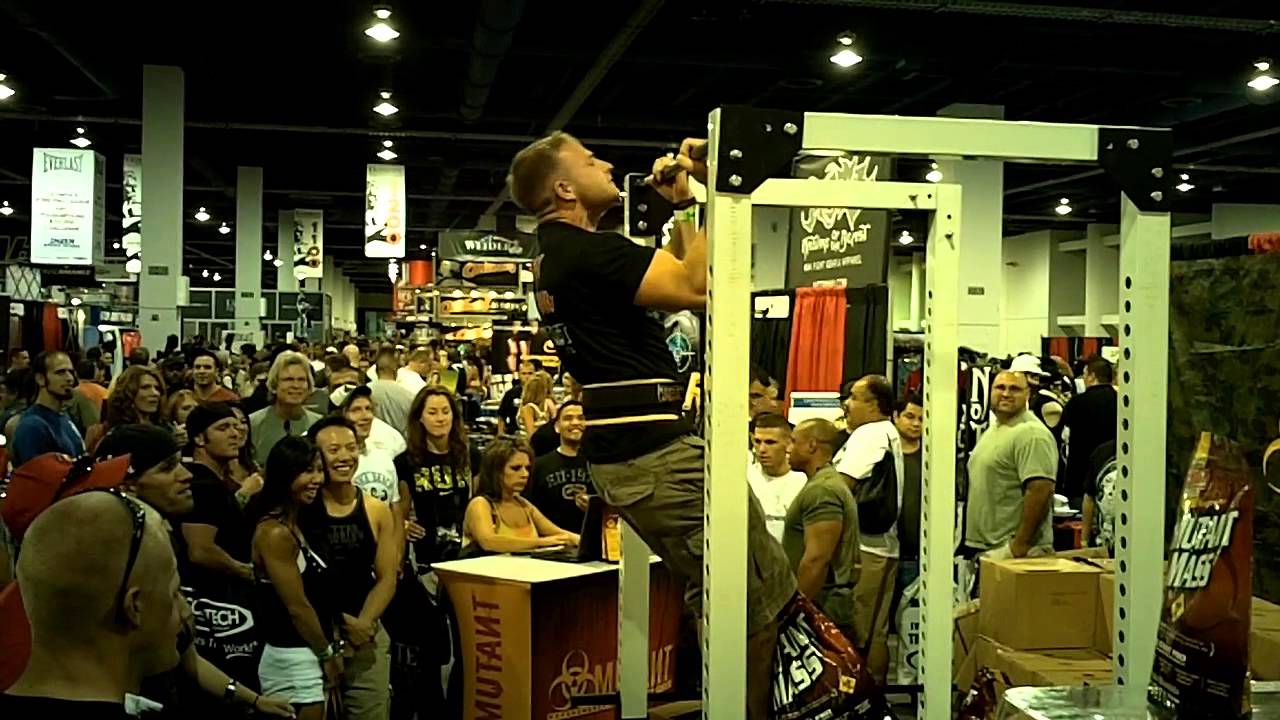 World Record for CHIN-UPS: How Many Can YOU Do? - YouTube