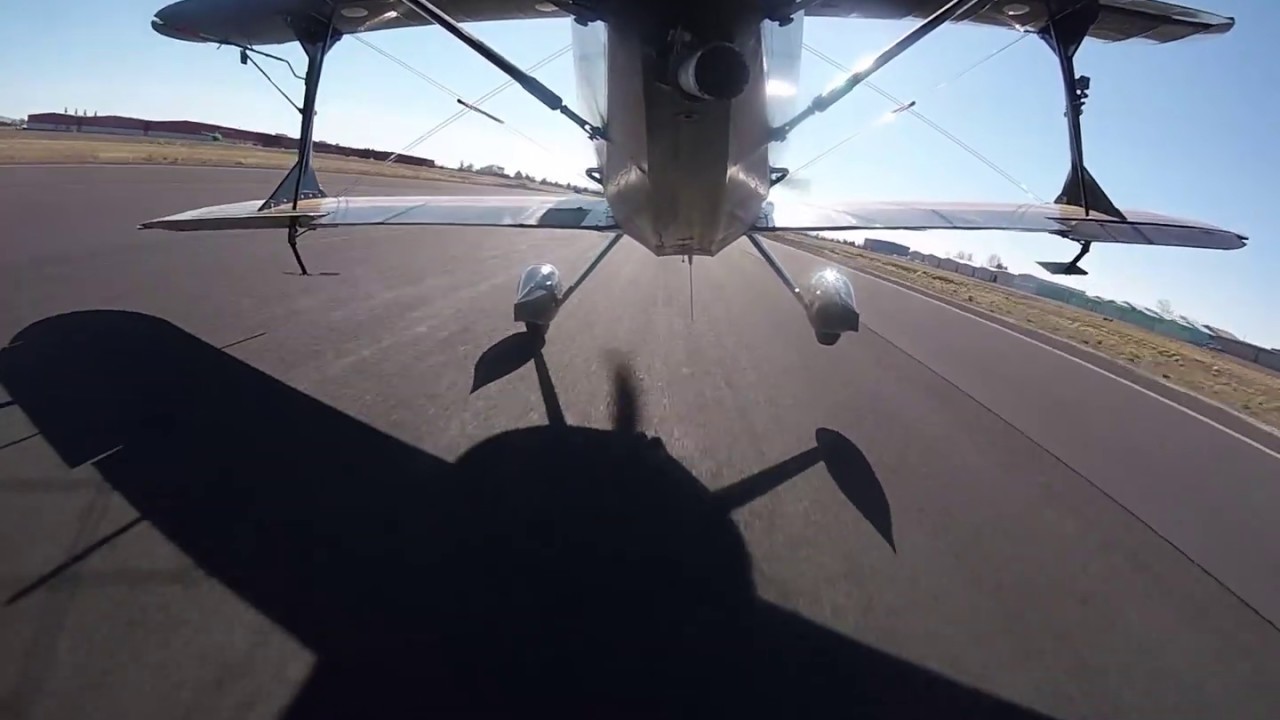 Slaloming the Pitts Special S1 - YouTube