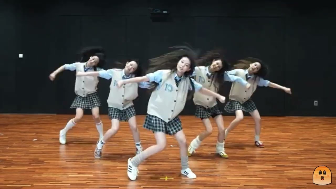 [MIRRORED] NewJeans (뉴진스) 'Attention' Dance Practice (ver.3) | Mochi ...