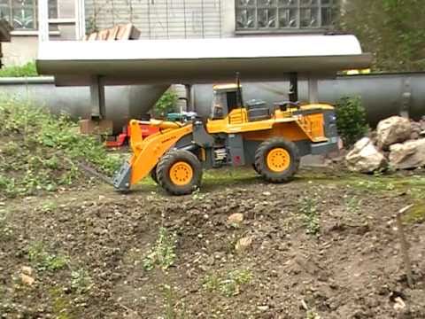 RC CONSTRUCTION EQUIPMENT! HEAVY RC WHEEL LOADER! BIG RC CONSTRUCKTION ...