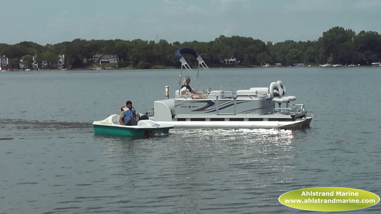 Paddle Qwest Pedal Pontoon Boat Races a Plastic 5-Seat Pedal Boat - YouTube