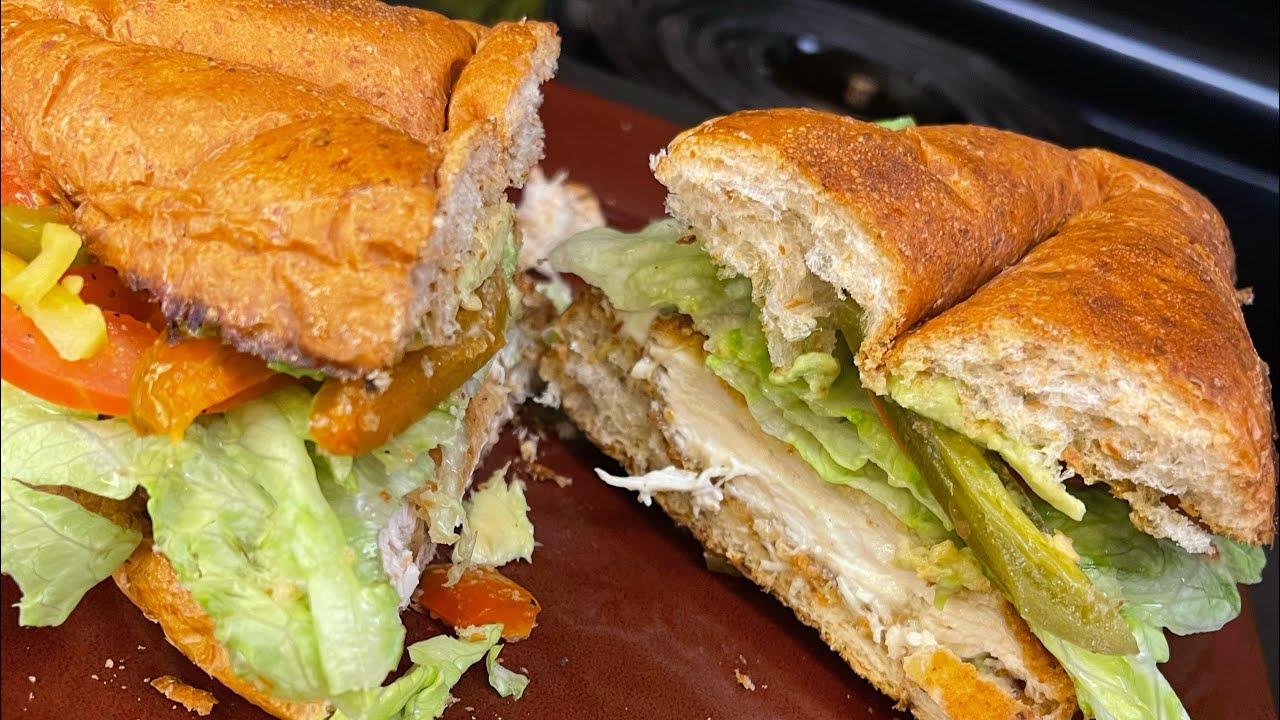 How I make my CHICKEN TORTA! Delicious and easy fried chicken sandwhich ...