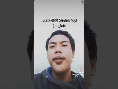 Tiktok Lucu!!!, Berak di WC duduk sambil makan👍