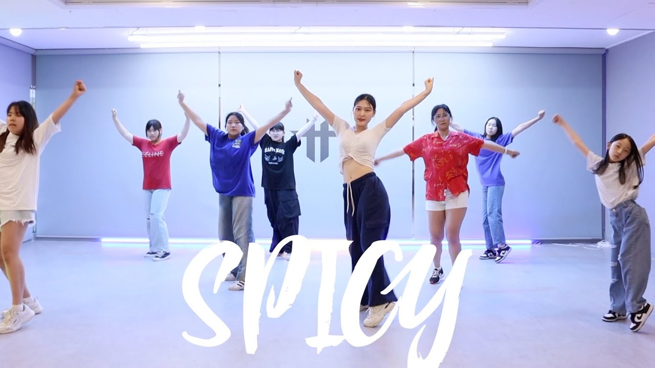 aespa(에스파) - "Spicy"⎢KIDS PERFORMANCE CLASS[취미반]⎢THE TOP ACADEMY - YouTube