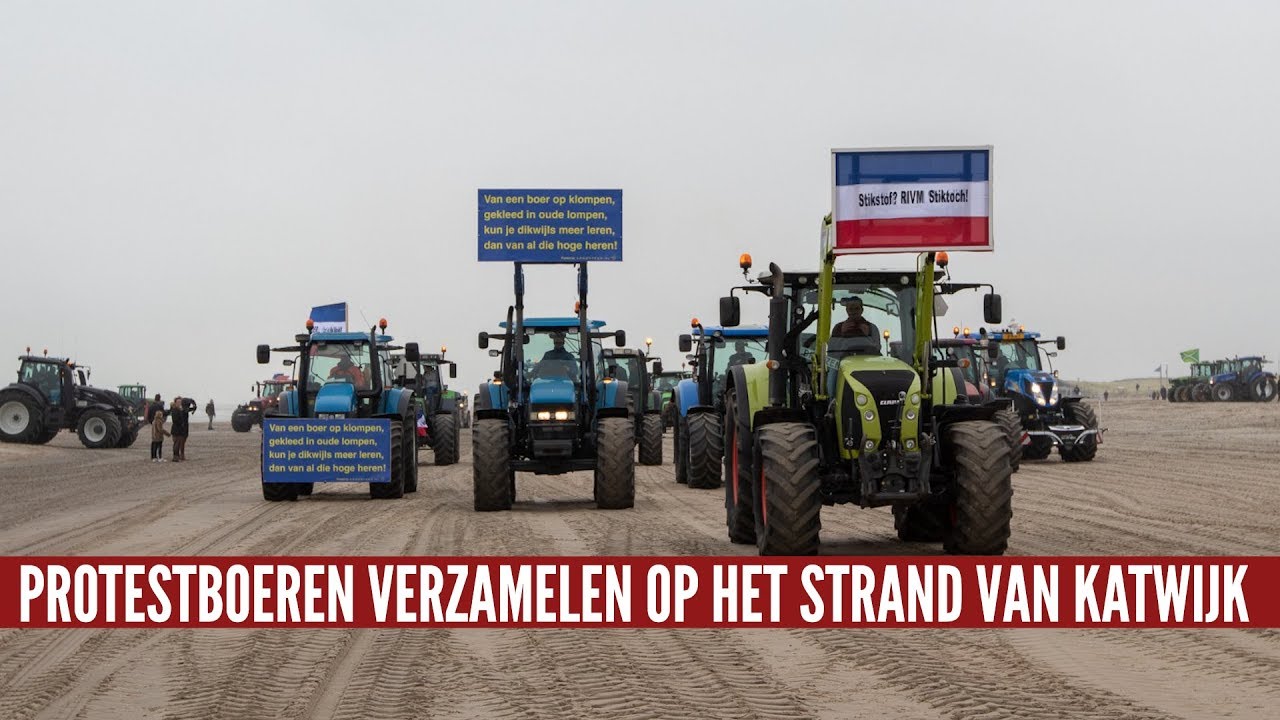 Boeren verzamelen op het strand van Katwijk - YouTube