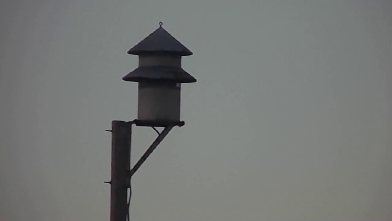 Federal Signal Model 5T Fire Siren In Jenkintown, PA - YouTube