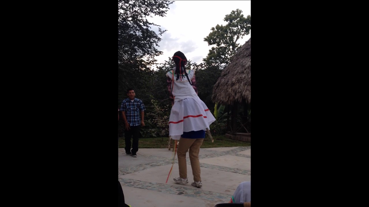 A Mestizo Dance - YouTube