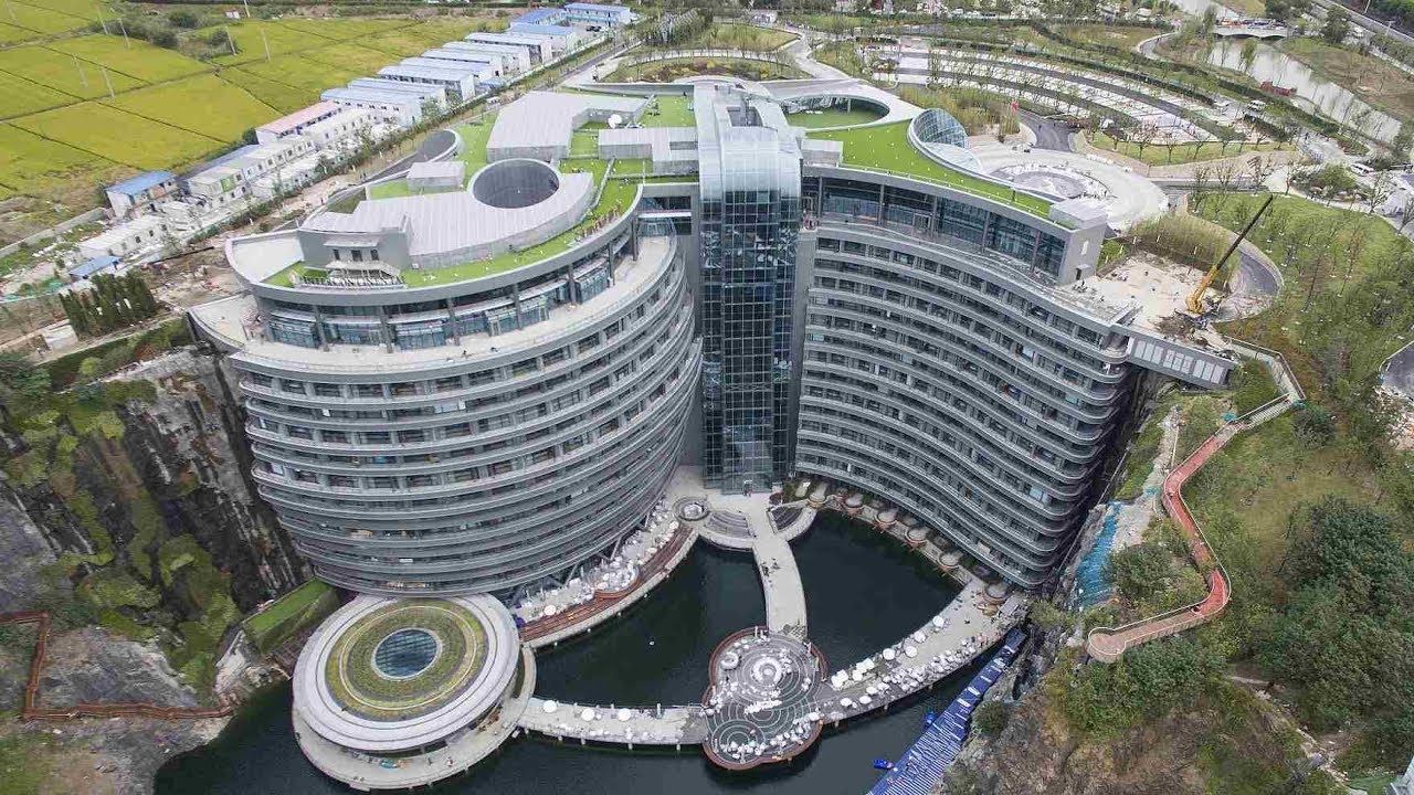 This place is the pits: China opens luxury hotel in quarry - YouTube