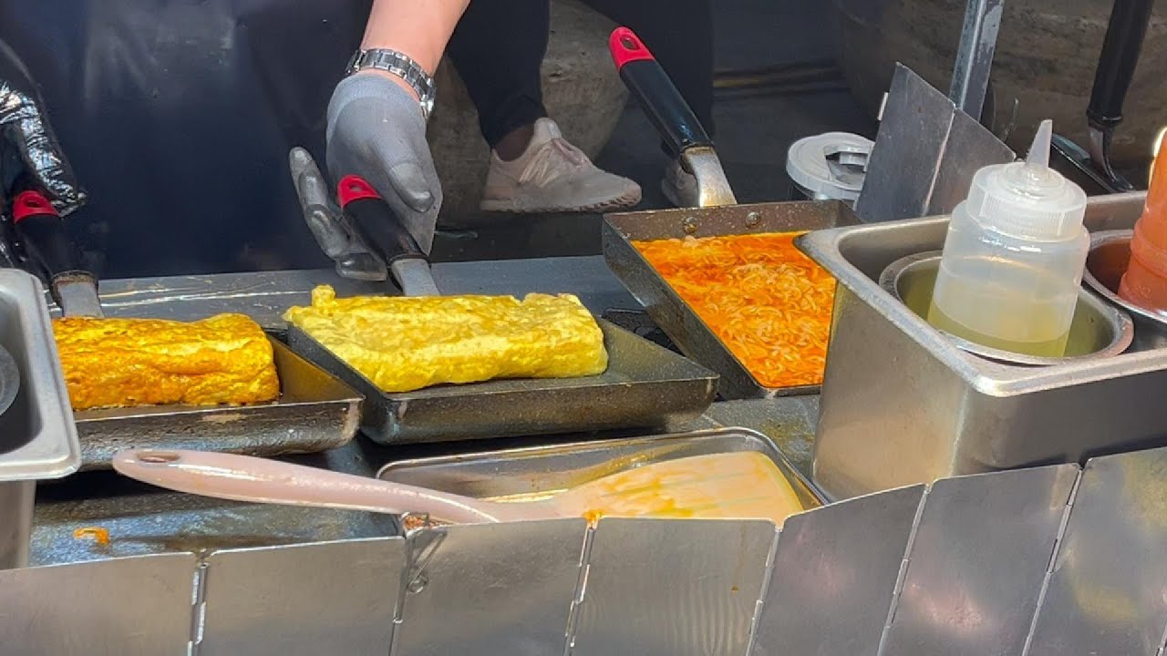 불쑈, 불닭볶음면 오믈렛. Fire show. Fire chicken noodle omelette #불닭볶음면 #스트리트푸드 ...