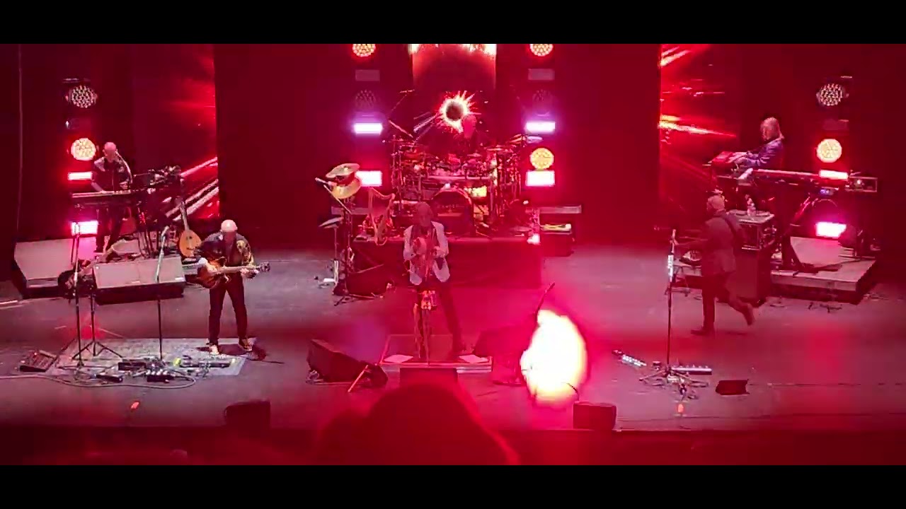 Perpetual Change - Jon Anderson and The Band Geeks, Boston, Ma. 6/25 ...
