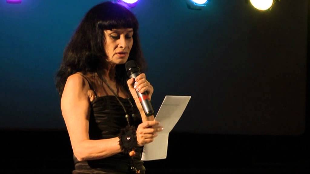 AnnA KRôNIK Finale du concours de SLAM 2013 Nouméa au REX - YouTube