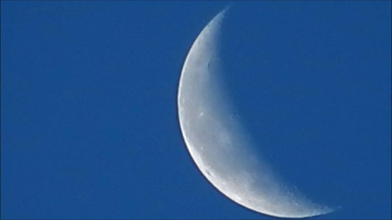 Moon Projection. 5 mins Earth rotation? Not constant? 27/8/2016 - YouTube