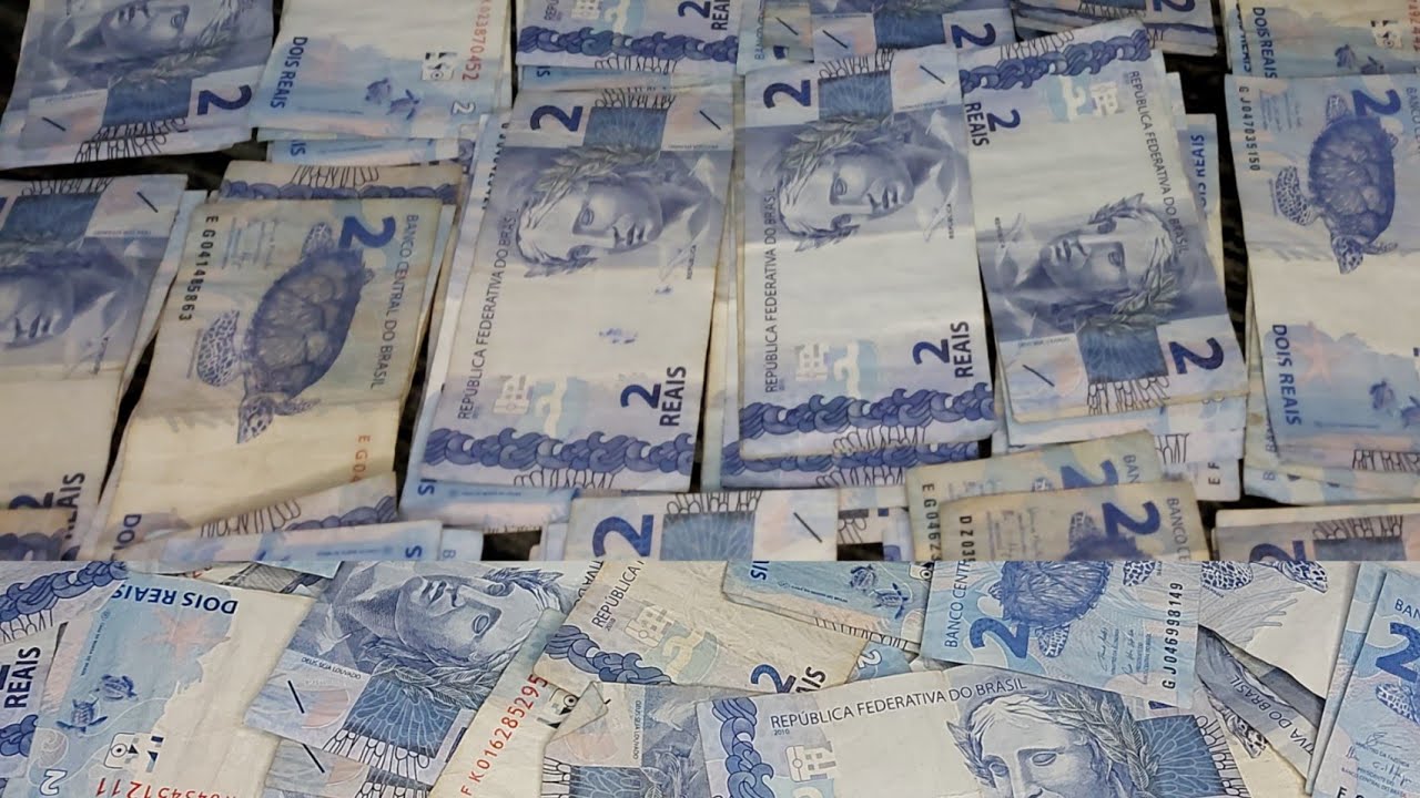 Juntando só notas de 2 reais - YouTube