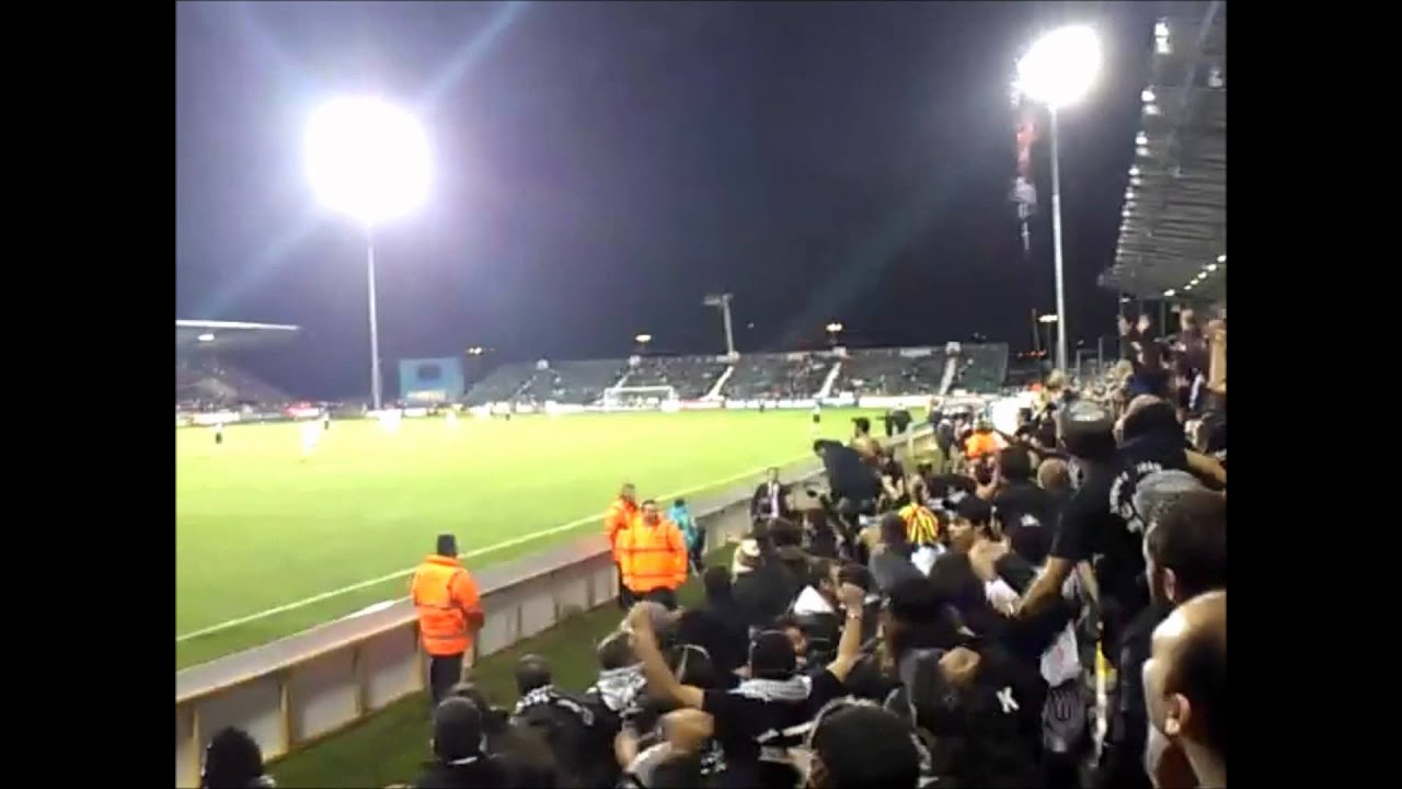 Shamrock Rovers - PAOK 1-3 (Paok fans in Dublin) - YouTube