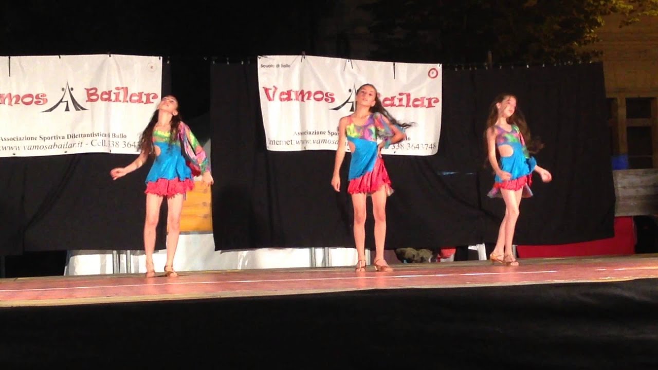 viadana ragazze di Giulia Cavaliere vamos a bailar - YouTube