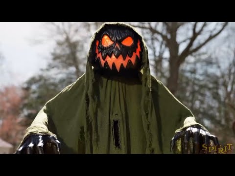 Night Terror Animatronic at Spirit Halloween Store - YouTube