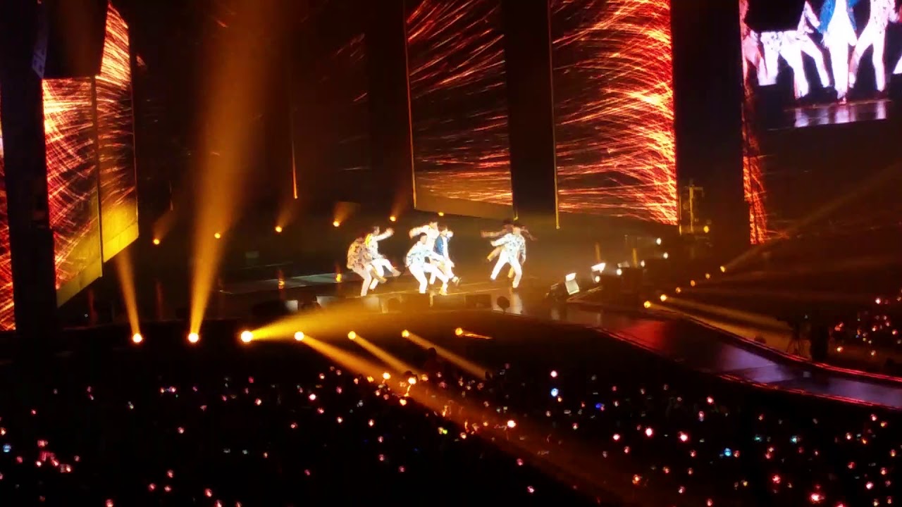 BTS fort worth tx 9/16/18 - YouTube