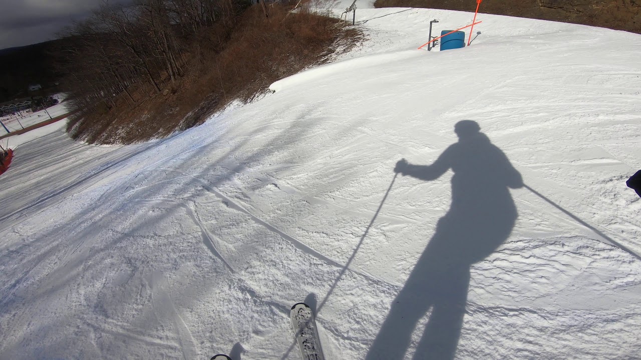 Skiing at Thunder Ridge! - YouTube