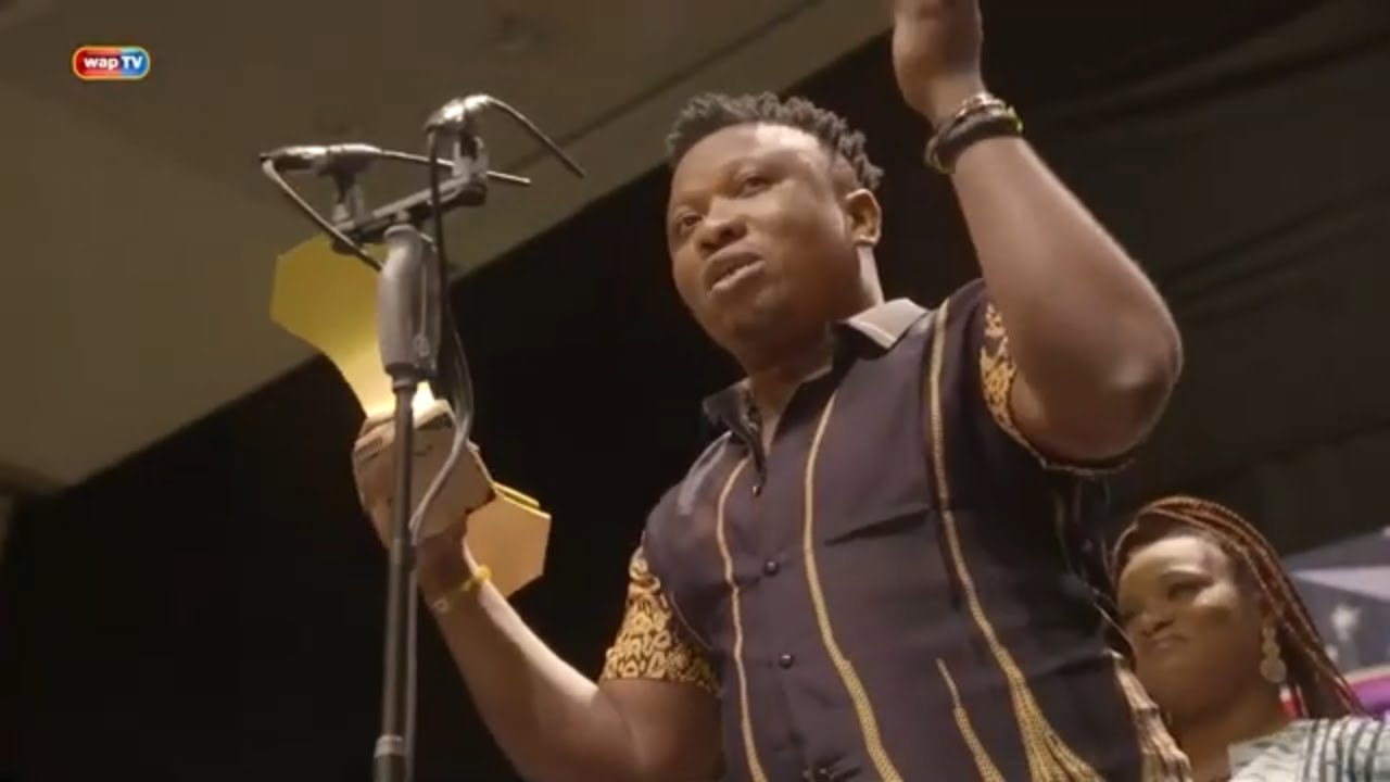 Akpan and Oduma receive 'Special Award' at the Nigeria Comedy Awards ...