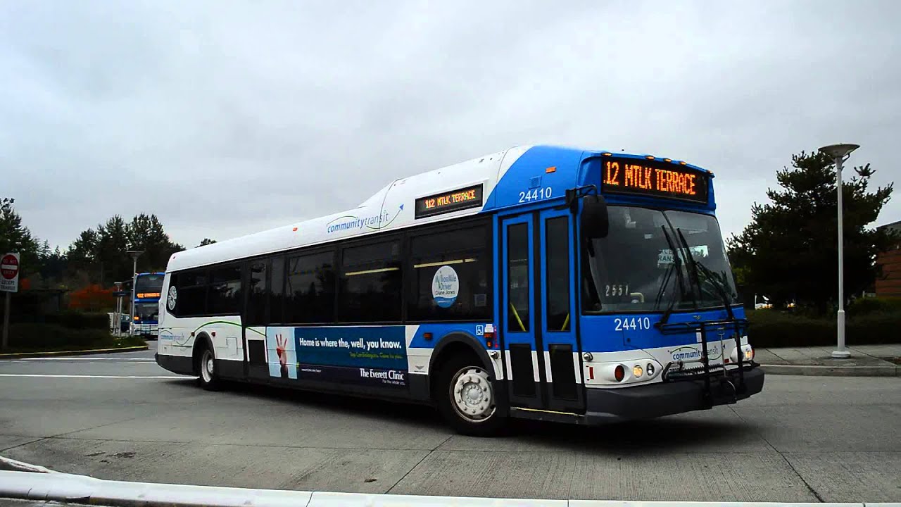 Community Transit 2004 New Flyer D40i "Invero" 24410 On The 112 ...