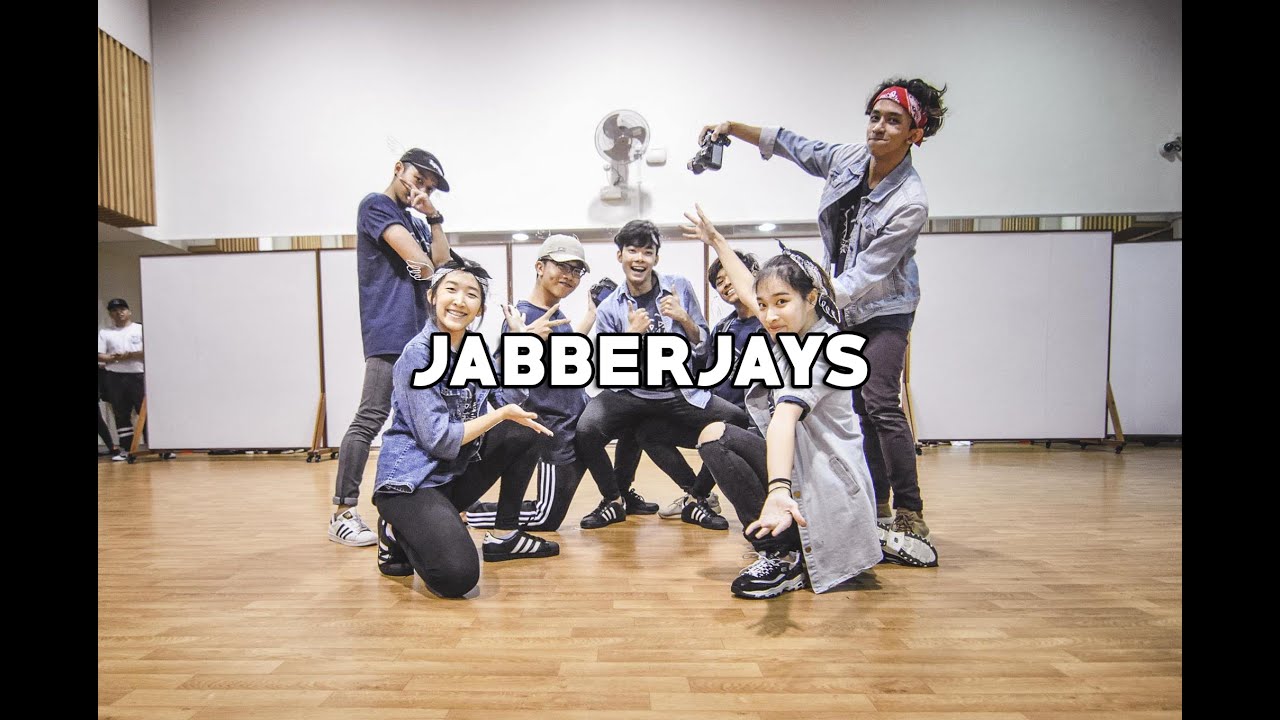 Jabberjays (Camera Crew) | The Hunger Games - YouTube