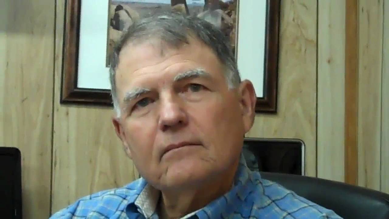 Ankle Bracelet Video with Dr. Tom Bratcher - YouTube