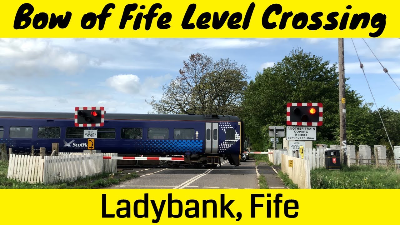 Bow of Fife Level Crossing, Fife | Traingenix - YouTube