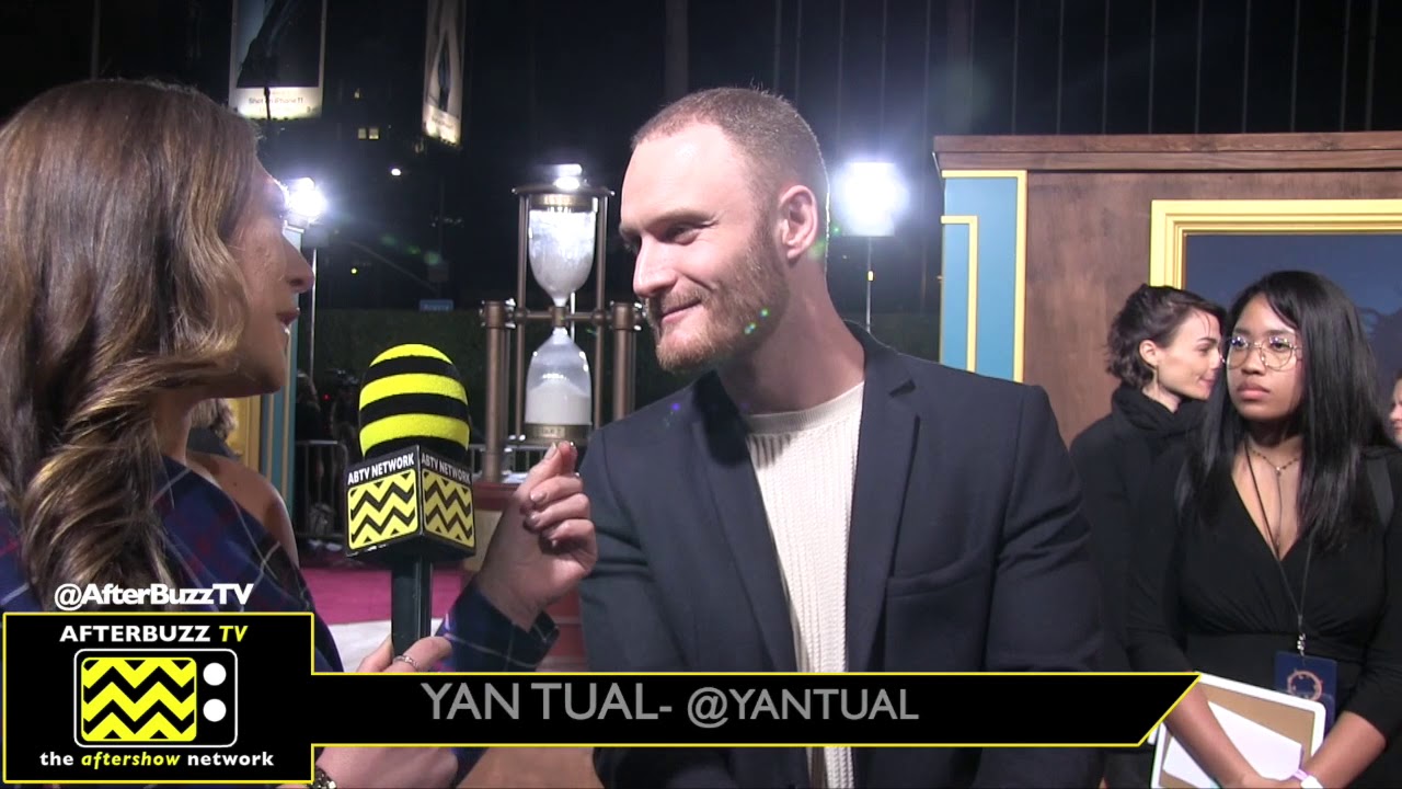 Yan Tual Talks His Biggest Lesson on the Set of Outlander - YouTube