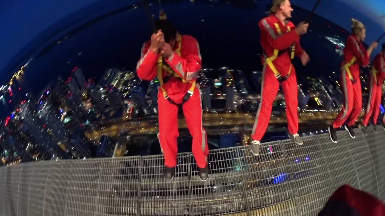 Edgewalk Toronto 2016 @ dusk - YouTube