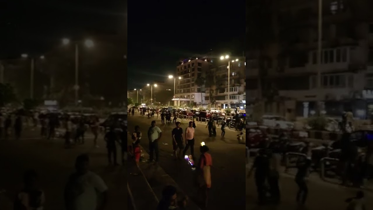 Marine drive Night life Mumbai - YouTube
