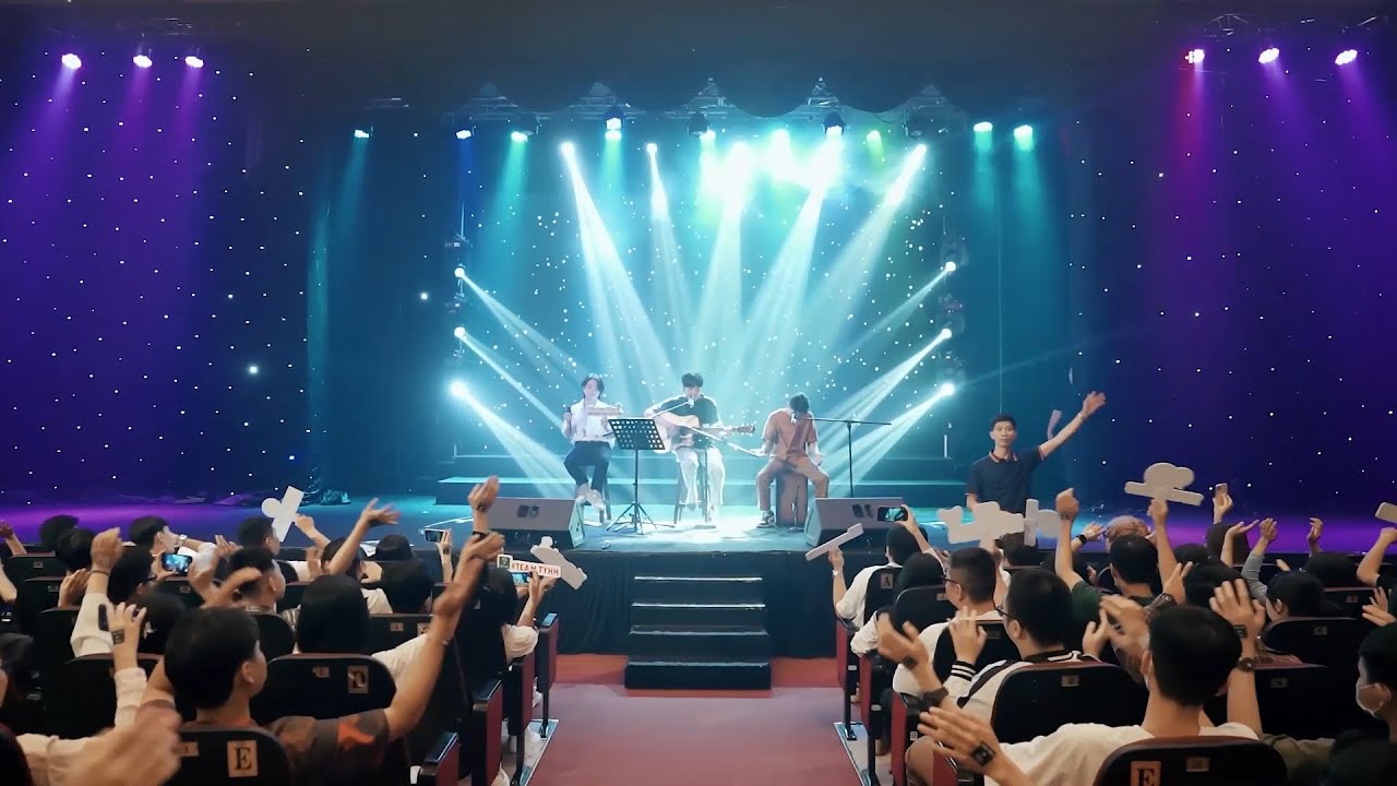 Lại Đây Cùng Thầy Phạm Thắng | MV | TYHH - YouTube