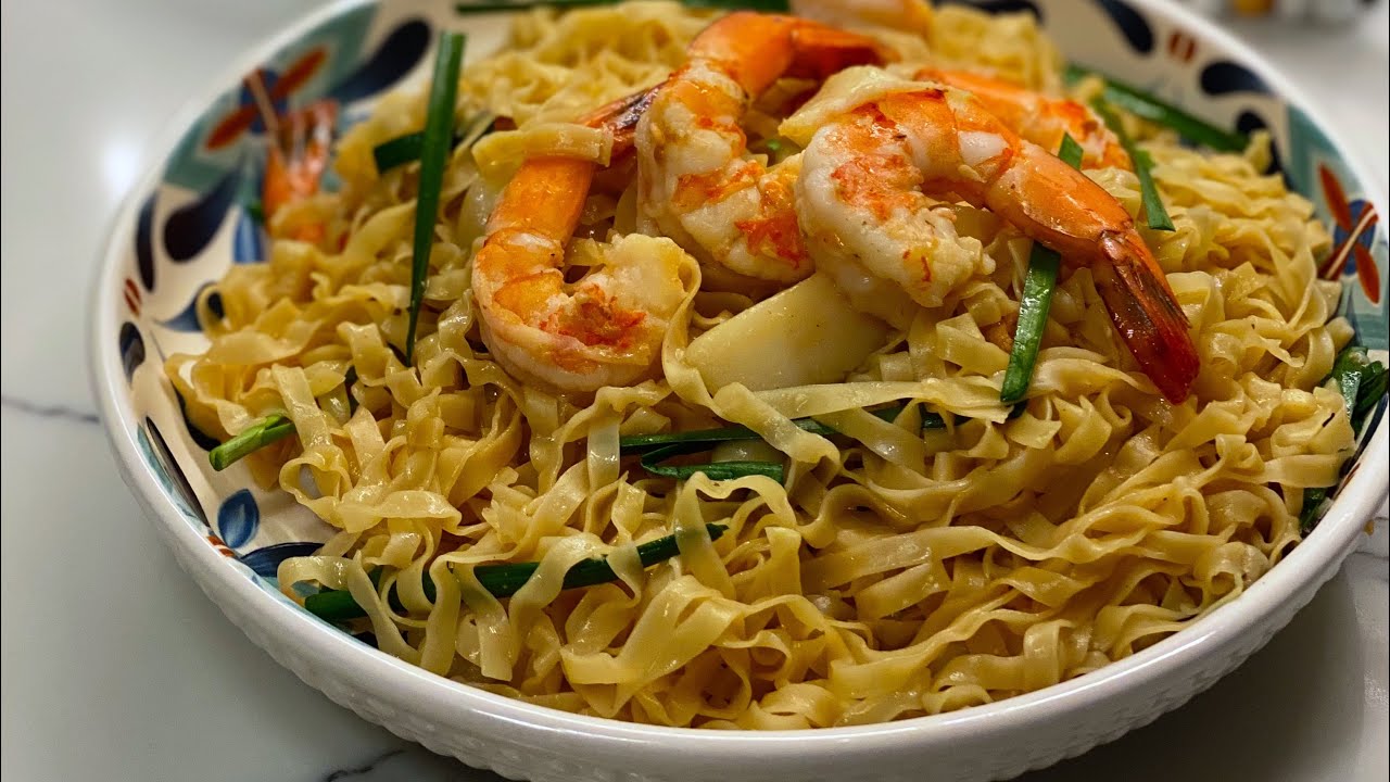 Seafood Mee Pok Recipe - YouTube