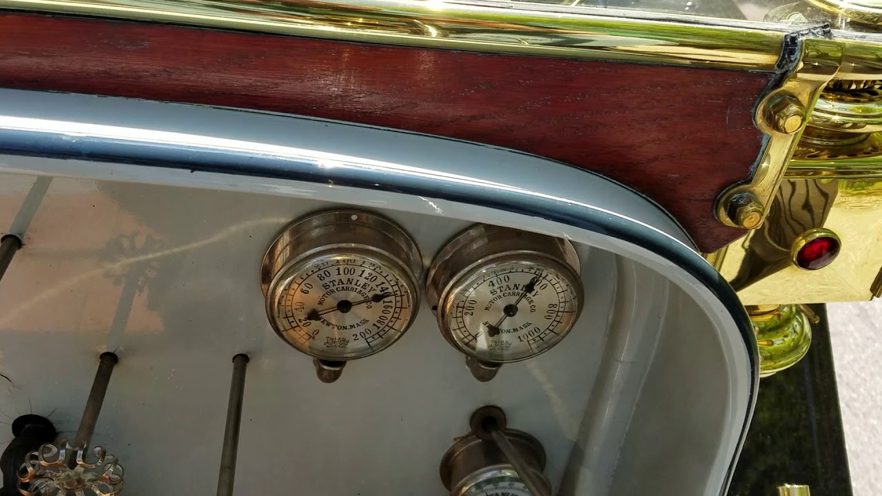 Testing a Stanley Steam car model R after an engine and diff rebuild ...