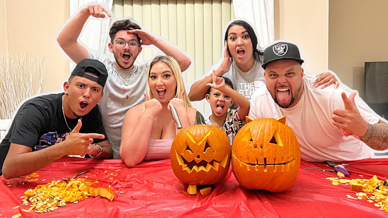 THE BEST PUMPKIN WINS !!!!! - YouTube