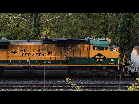 H73 with Bee Line Service trailing 2nd with a EX Conrail 3rd - YouTube