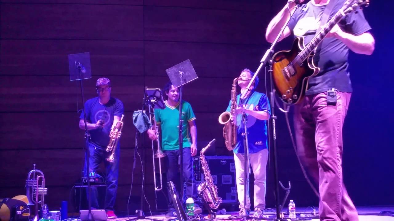 Mingo Fishtrap live in Arlington Texas. - YouTube