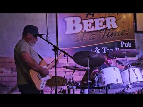 swamp song - YouTube