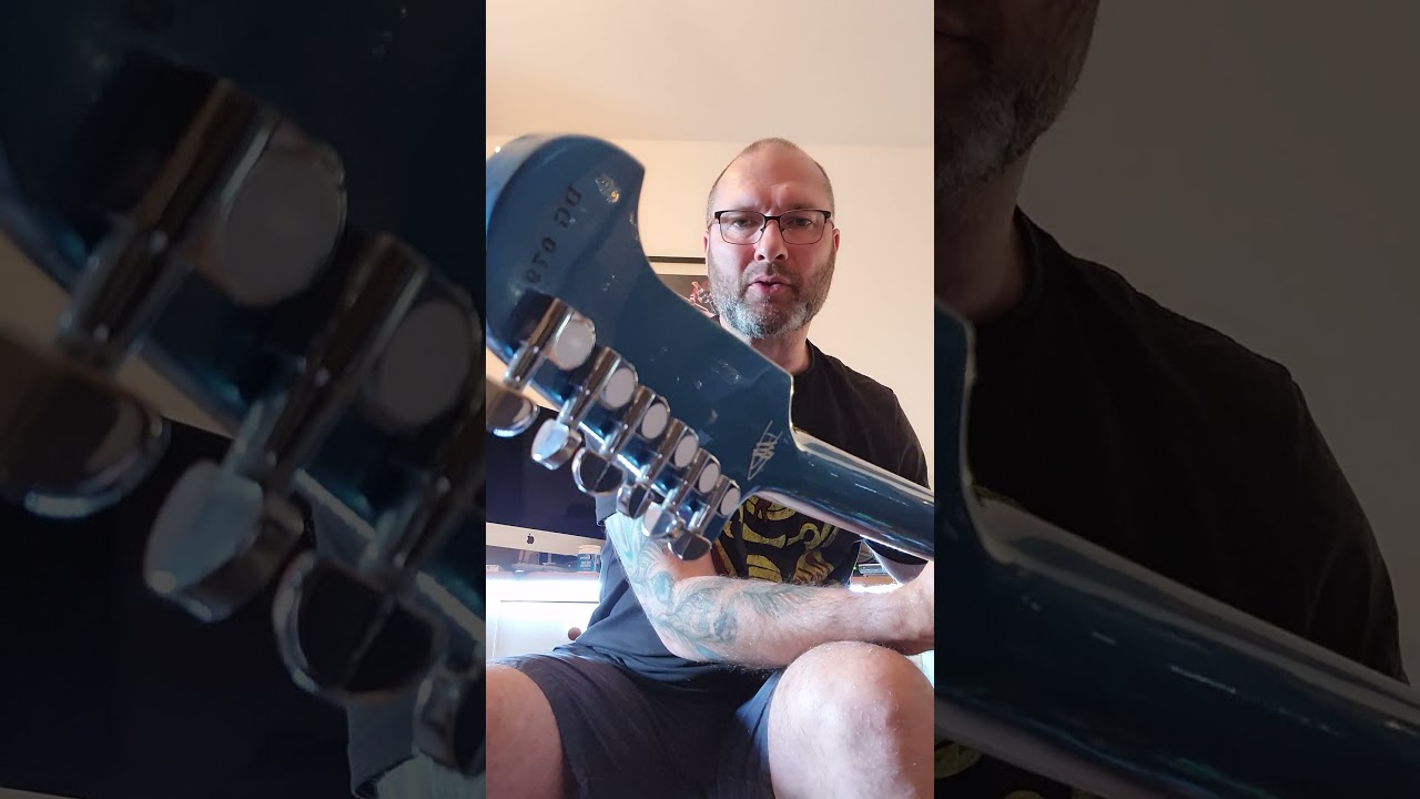 Chibson Dg335 Dave grohl Gibson copy sound test! - YouTube