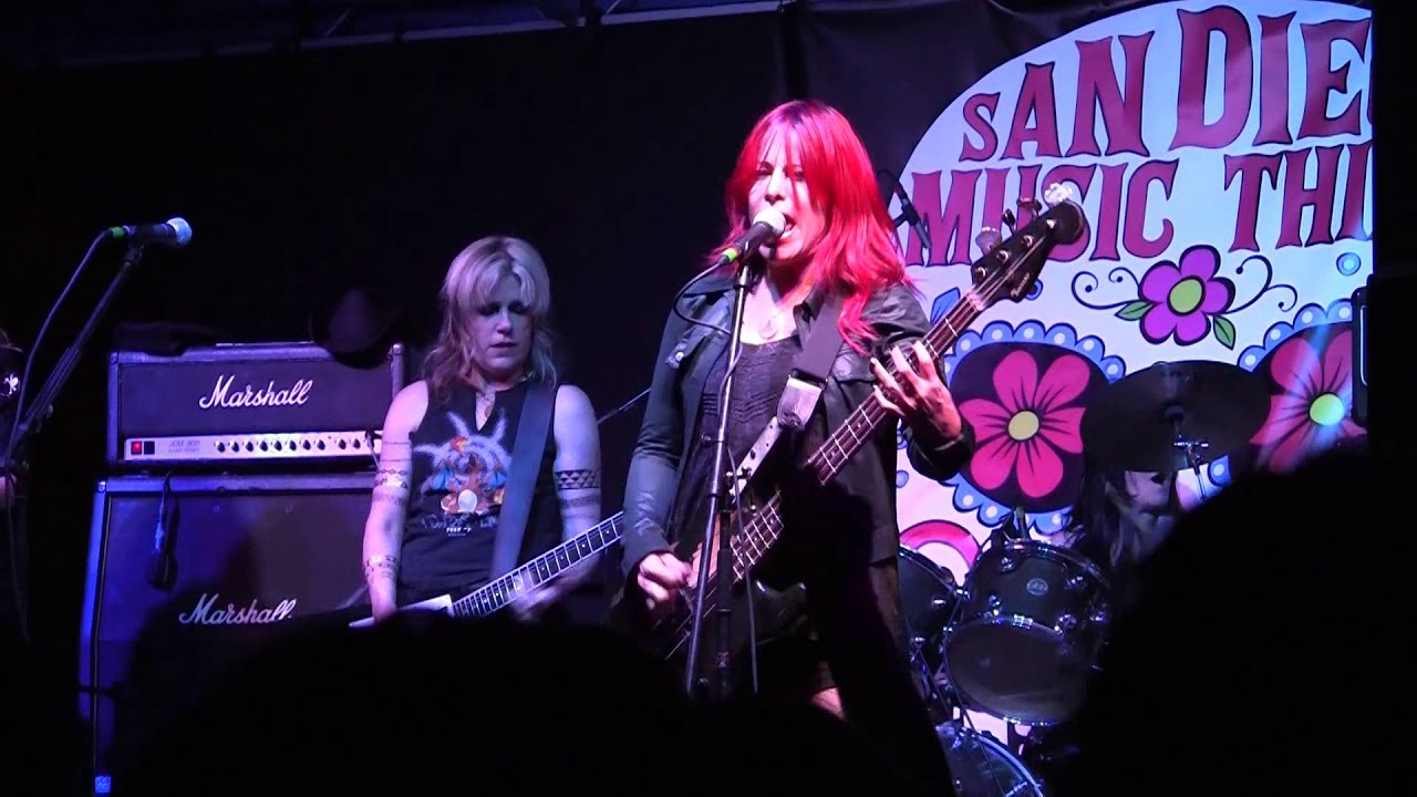 L7 Live@San Diego Music Thing 2015 - YouTube