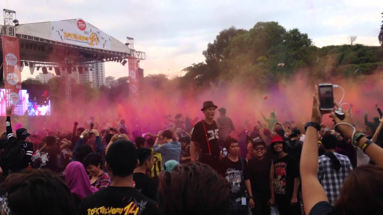 Rock the world 14 - color mosh - YouTube