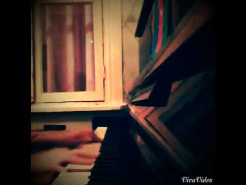 Serenay Sarıkaya - Tek başına (piano)