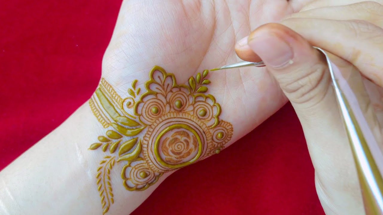 Simple Plam Henna Design For Eid 2023 || Meher's Henna - YouTube