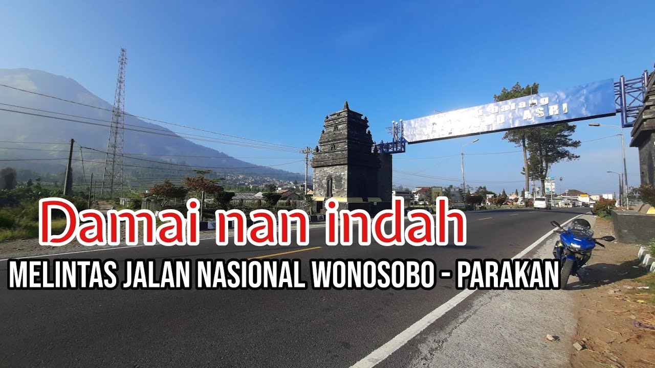 Suasana Pagi jalan nasional Wonosobo - Parakan membelah Gunung Sindoro ...
