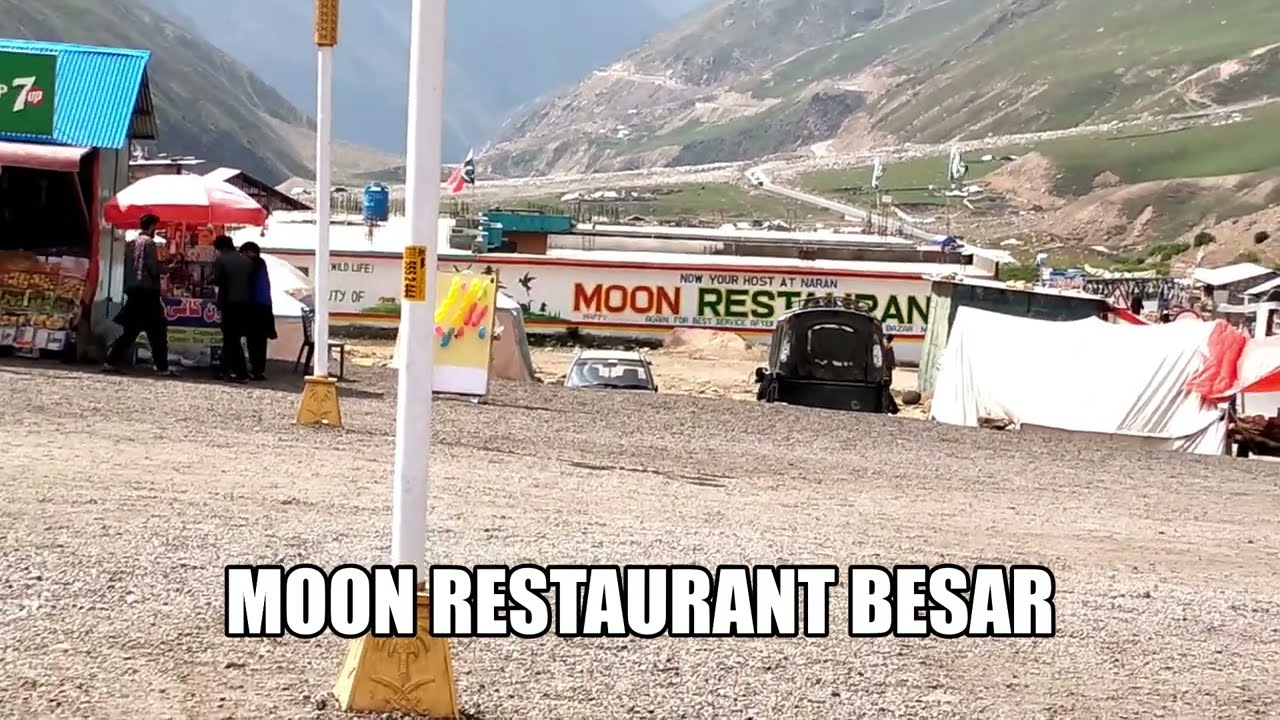 Famous Moon Restaurant Besar - YouTube