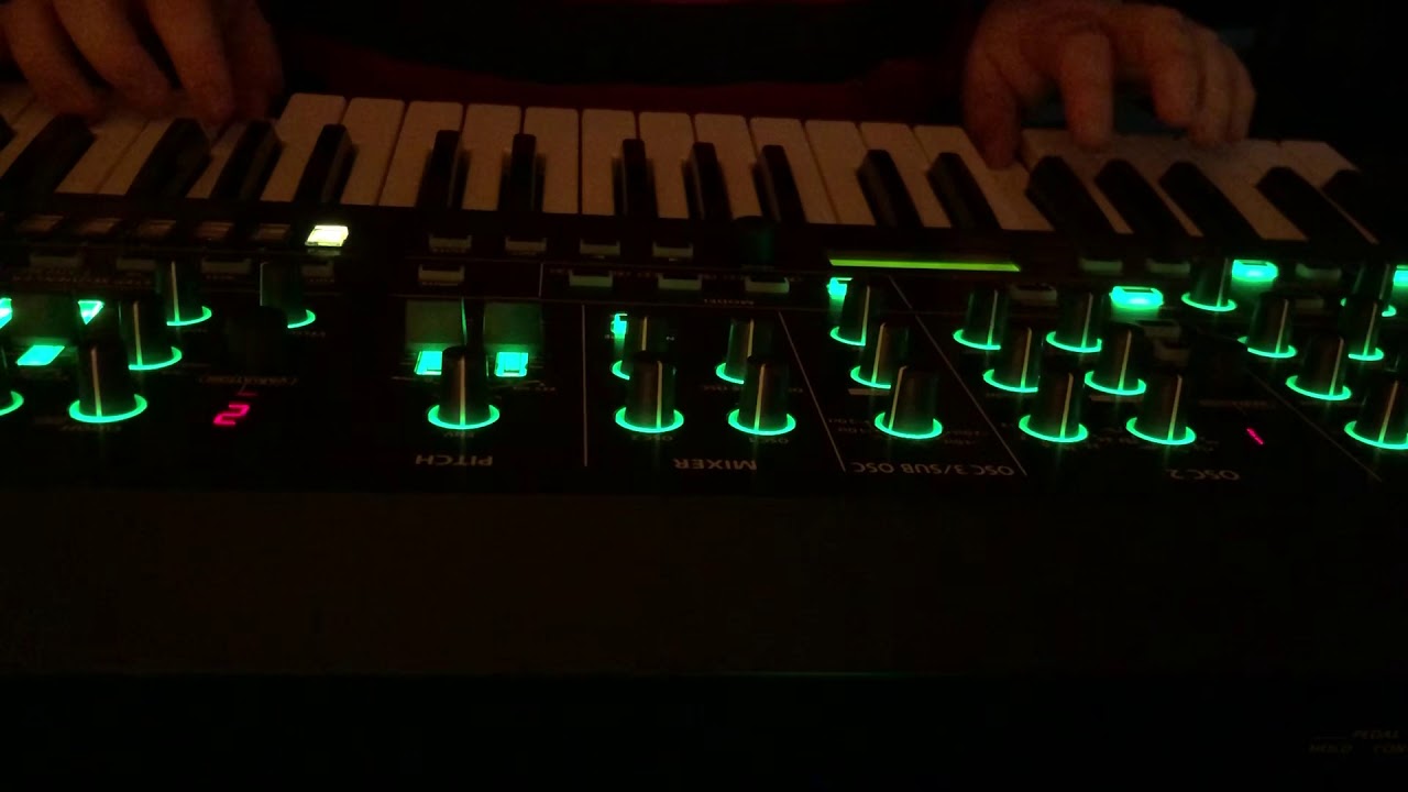 Digital Hardware plays the Blade Runner soundtrack with Roland System-8 ...