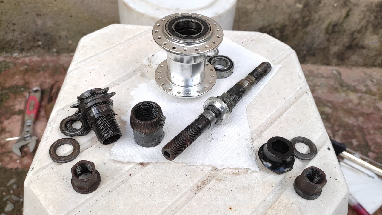 How To Service a BMX Freecoaster Hub. (ASMR) - YouTube