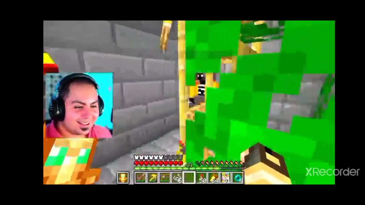 Alex dice una parolaccia in live🤣😂 - YouTube