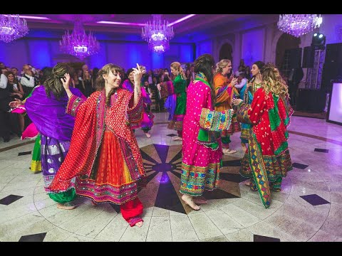 Pa Poza de Chargul Song .Afghani Girls Dance In Serena Hotel